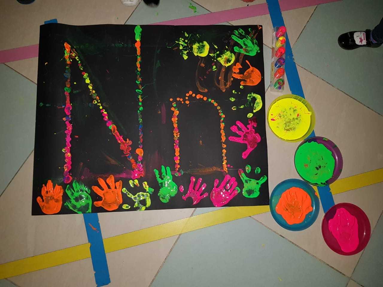 ||Al Hussan International|| Neon Day - Kg.2